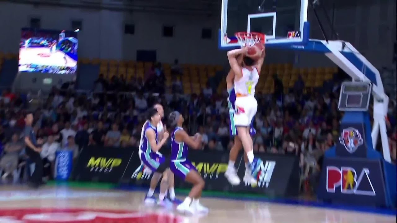 Adrian Nocum BODY CONTACT, AND1 PLAY for RoS vs. Converge | PBA Season ...