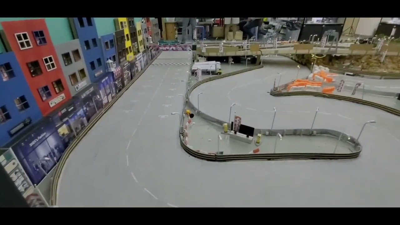 GL Racing - Lamborghini Race @ WOOW RC INDOOR TRACK - YouTube