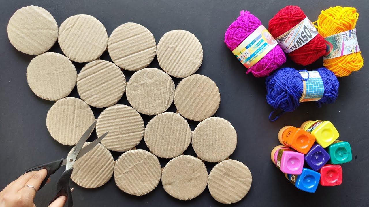 DIY Woolen Wall Hanging Craft Idea/Easy Home Decor Craft Using Wool ...