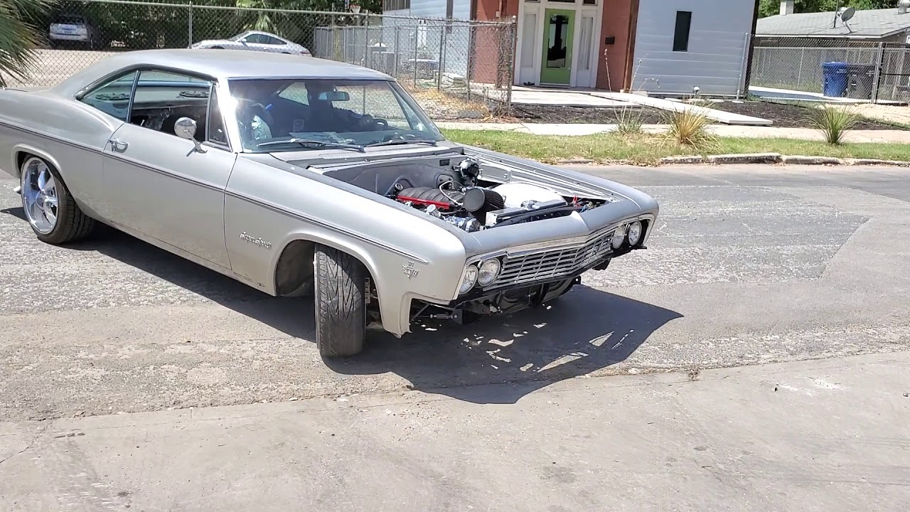 Impala smoky burnout! - YouTube