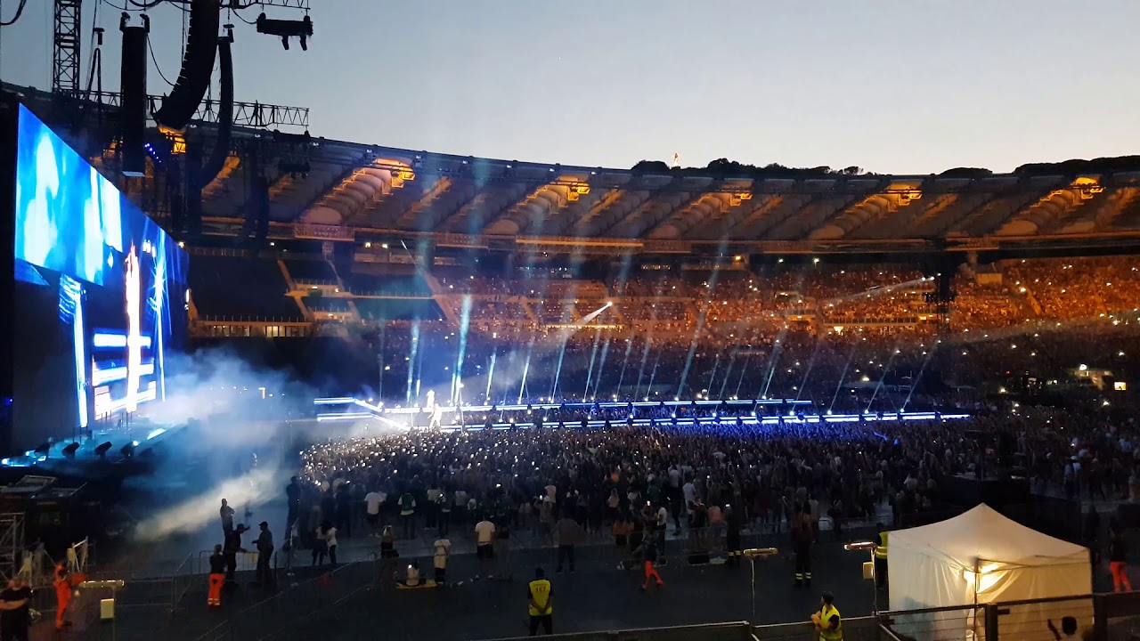 Jay Z & Beyoncé - OTR II - Part II (On the Run) and ’03 Bonnie & Clyde ...