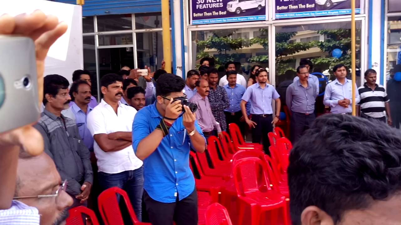 TRAVELLER SUPER LAUNCH....9620448730 - YouTube