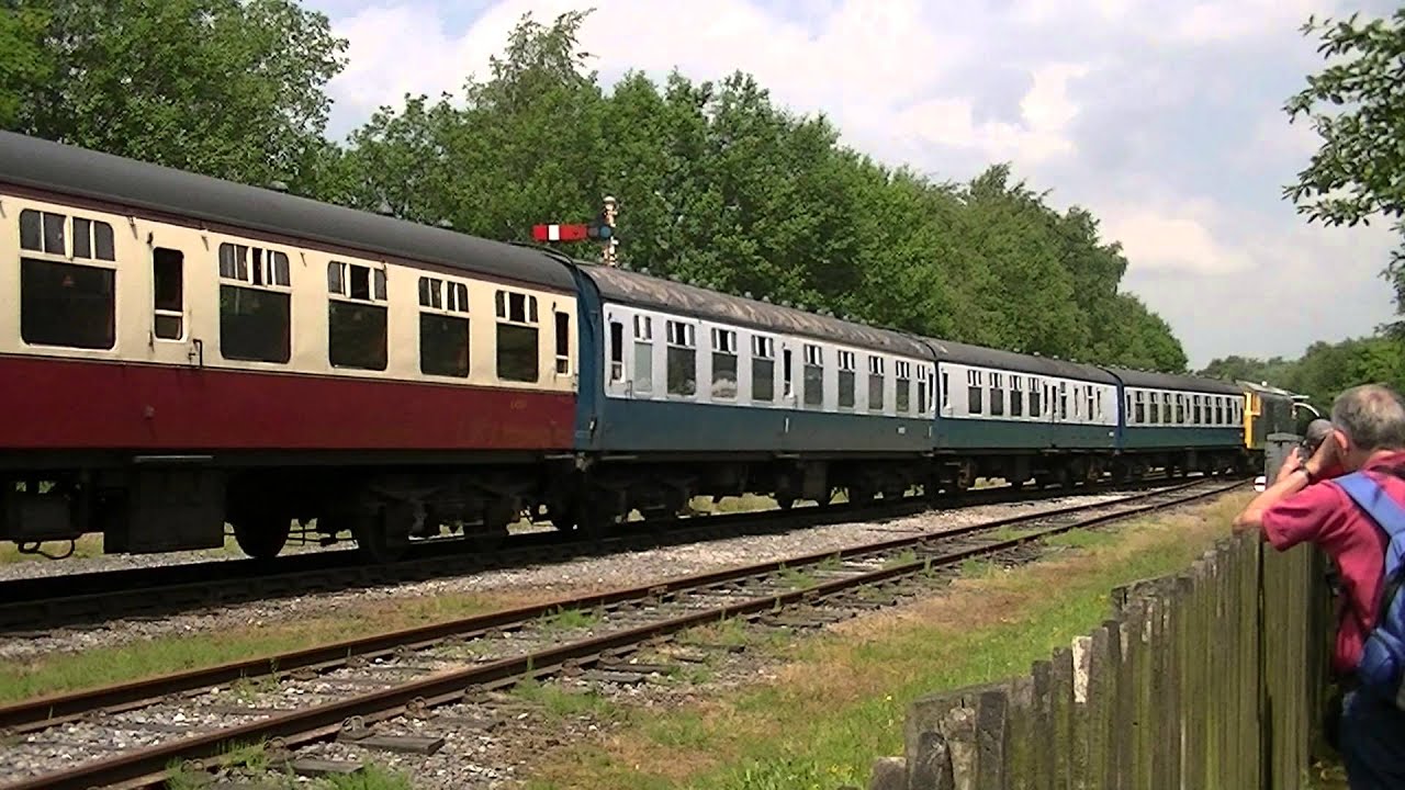 Class D7076 Haymek at Ramsbottom 06 07 2013 HD - YouTube