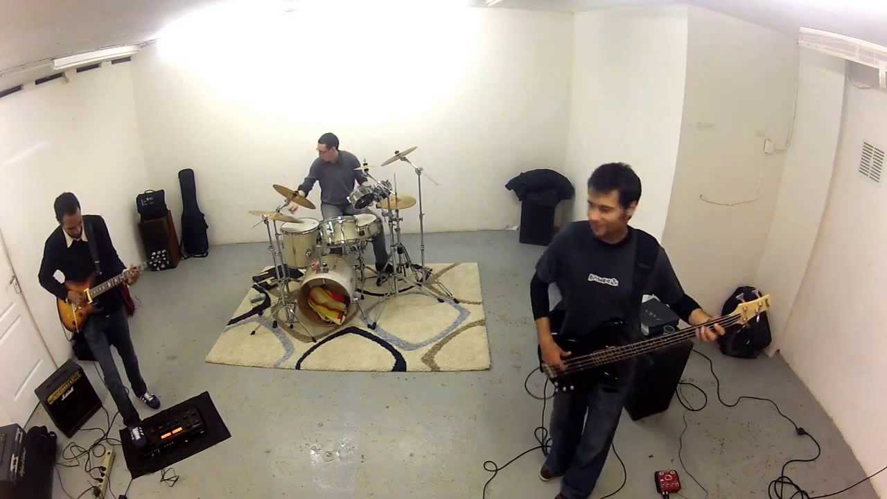 LoudCries - par Fabien M., Igor Salomon et Nawfal Typiak - YouTube