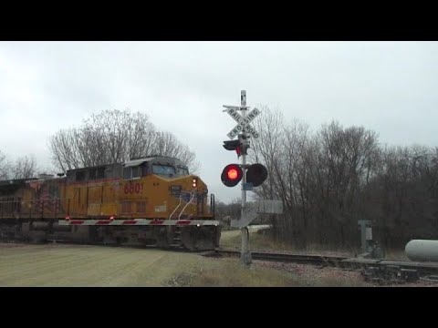 UP 6801 South MITPS Filmed At North Kasper Siding Christmas Eve 2023 Awesome Horns!! (12-24-2023 ...