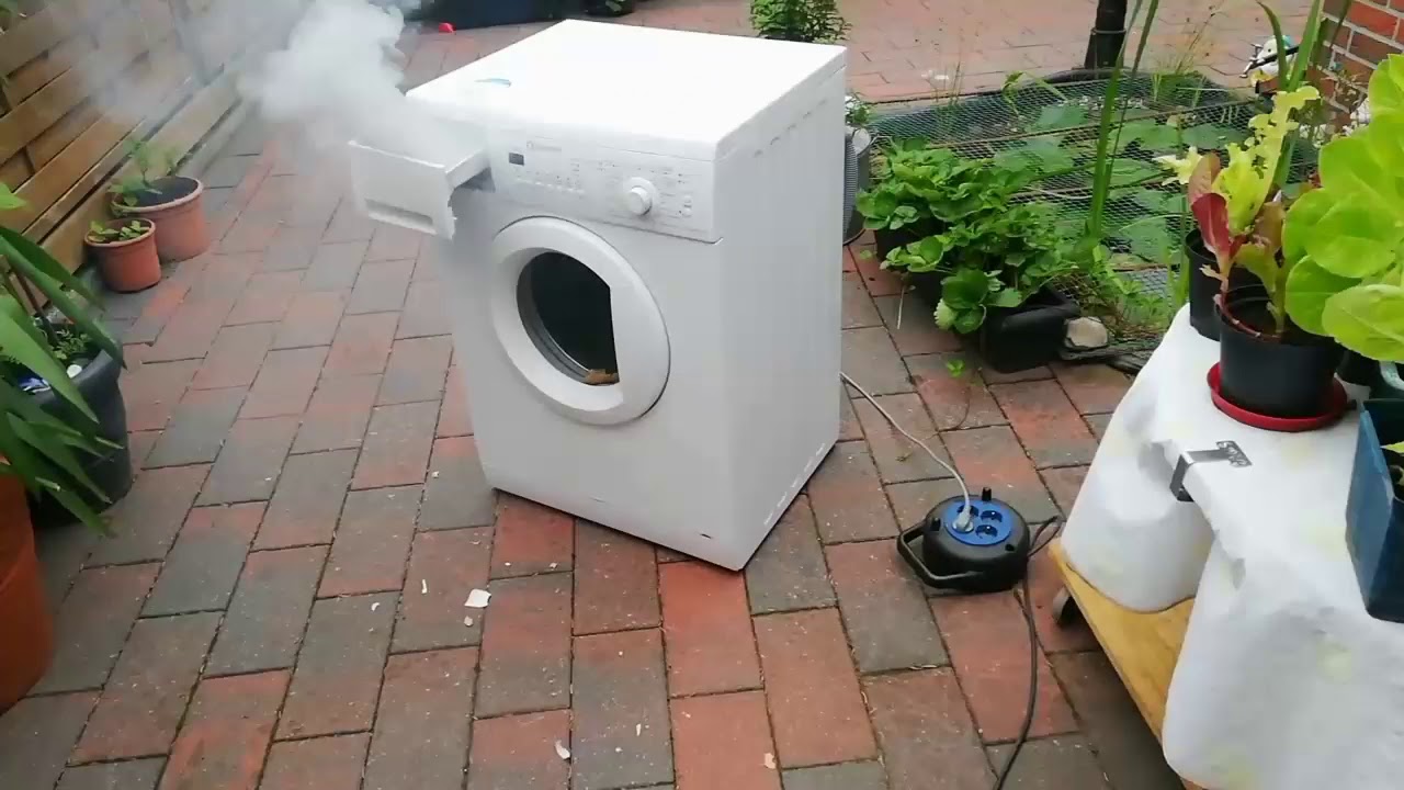 Waschmaschine, Spass😂, Washing Machine Fun😂😂 Explosion - YouTube
