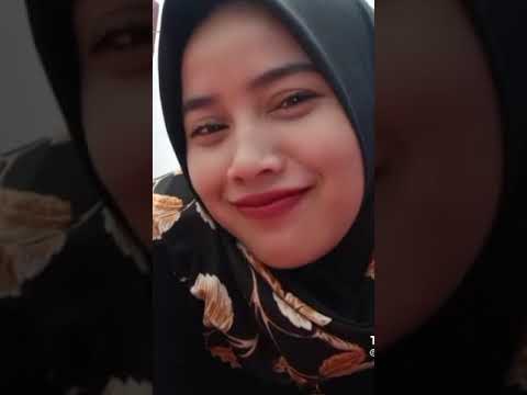 toktok hot goyang pantat semok bikin heboh