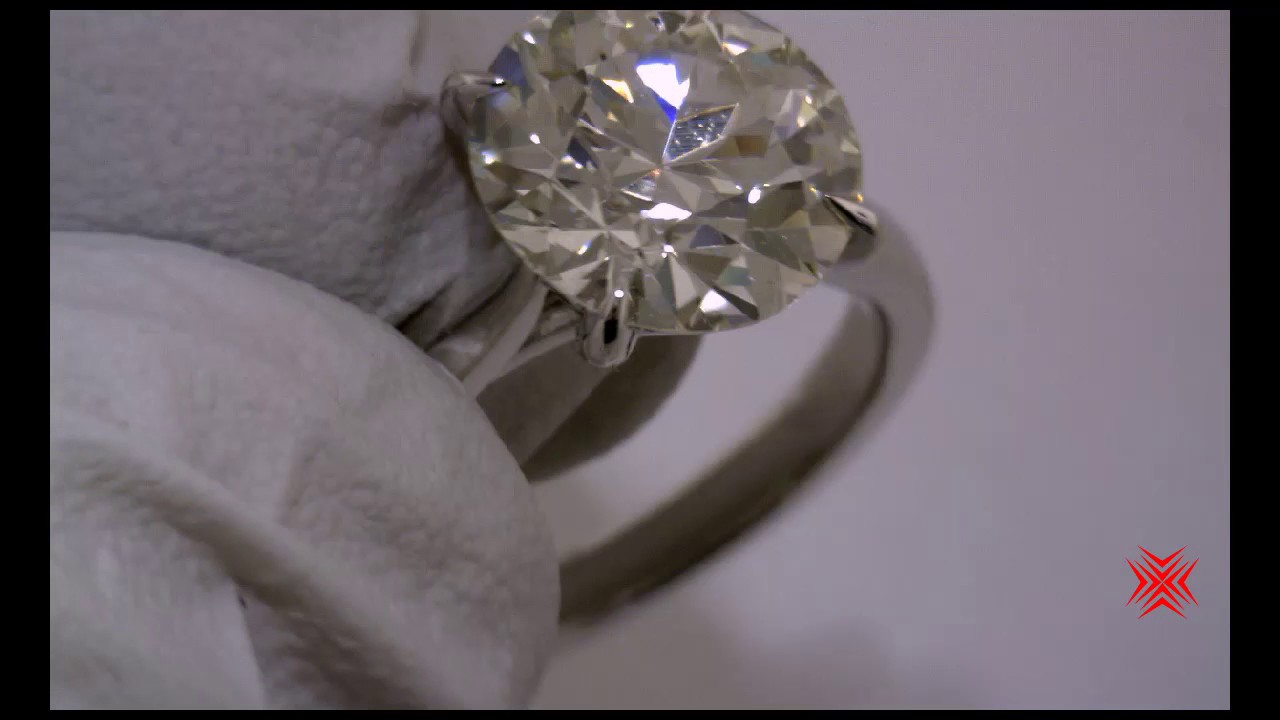 Old Euro in Stuller mounting by High Performance Diamonds - YouTube