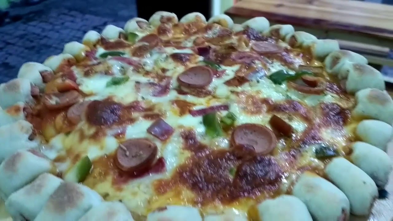 Pizza - YouTube