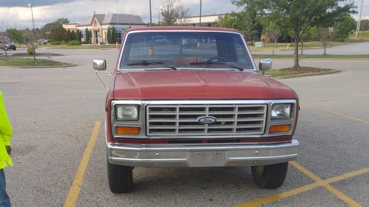 86 F250 Base farm truck 94 XLT F250 work truck - YouTube