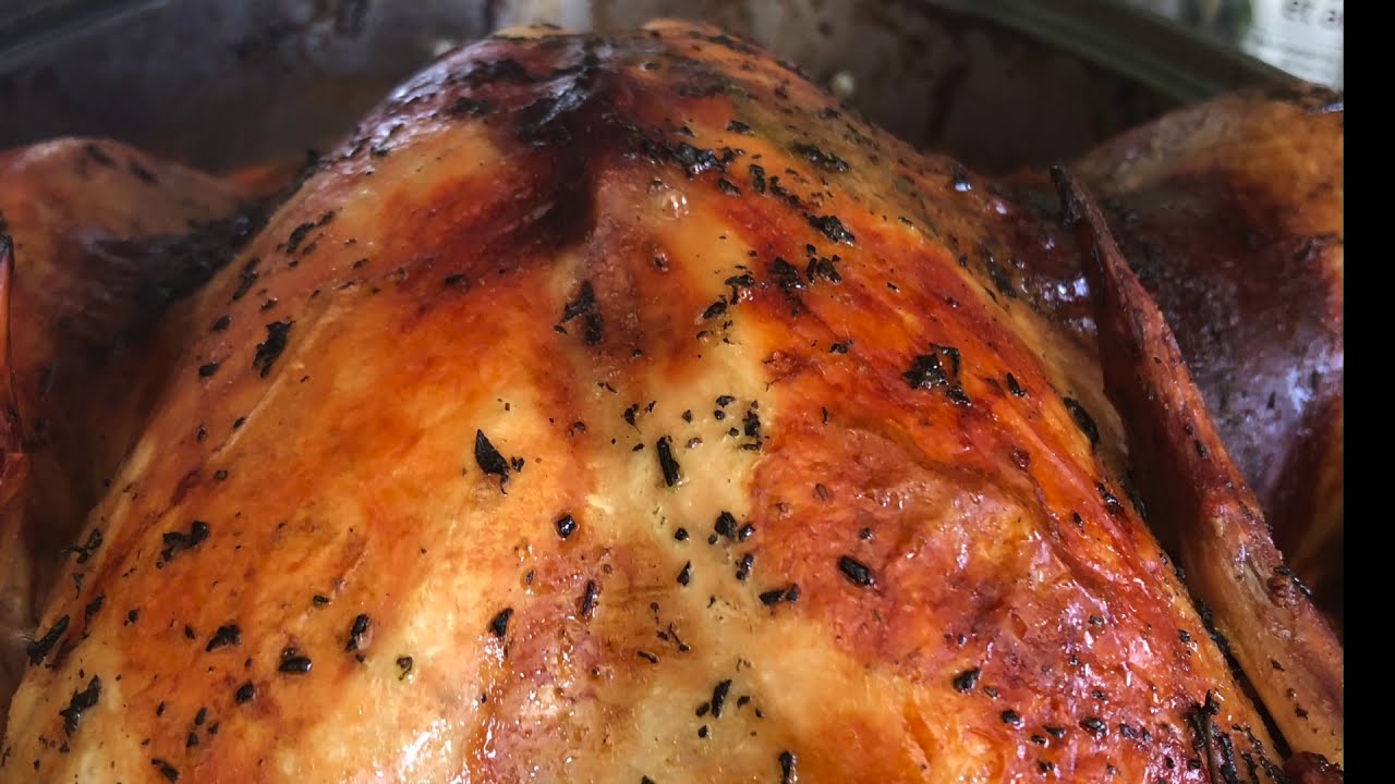 PAVO HORNEADO salvadoreño y la receta para la salsa criolla - YouTube