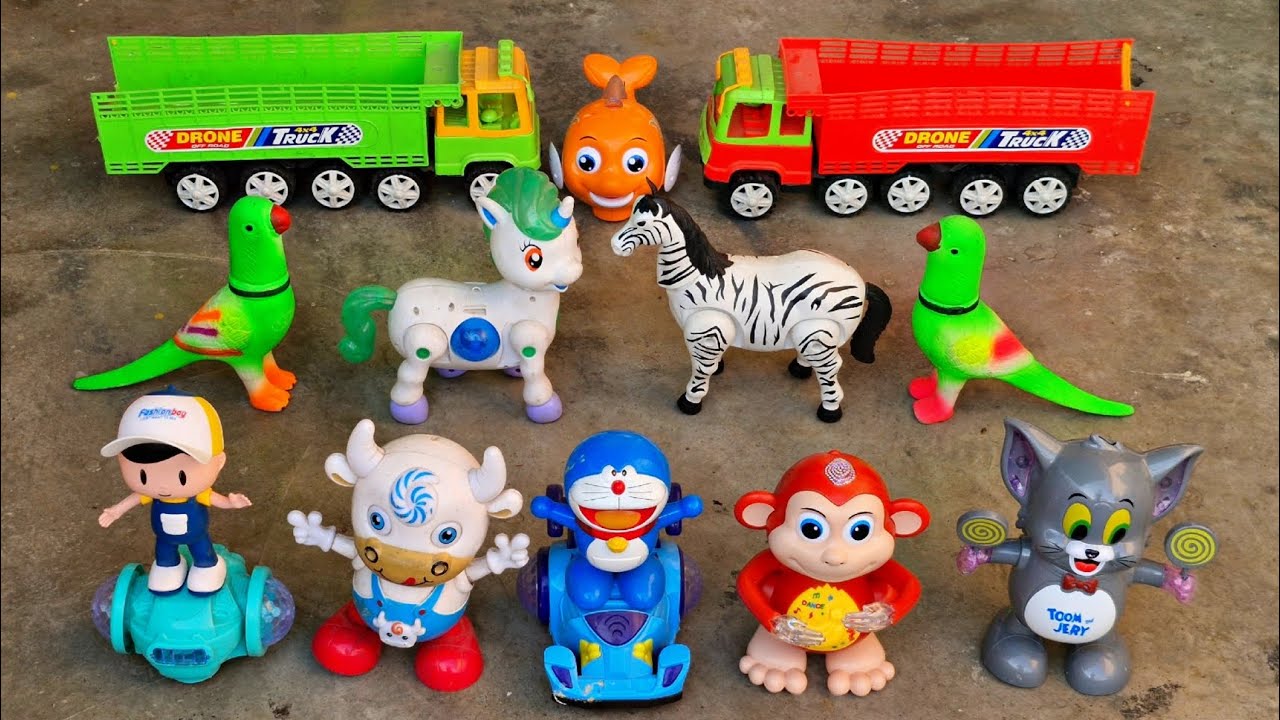 Hulk ne Animals ko bachaya or Spiderman ne kisi ko Ghar me band kar ...