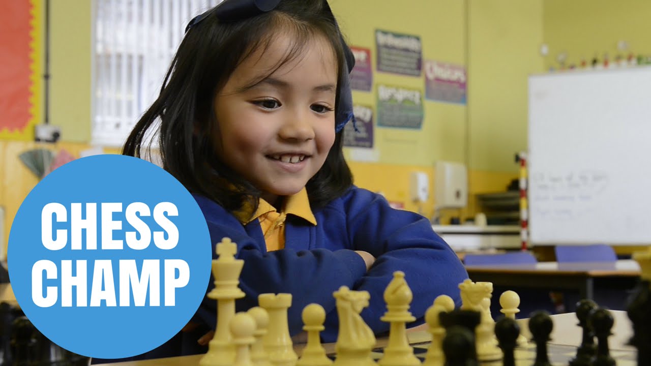 Scottish chess prodigy takes circuit by storm - age SIX - YouTube