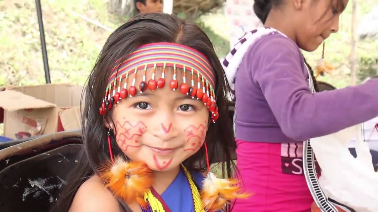 Documental La Fiesta de la Chonta - YouTube