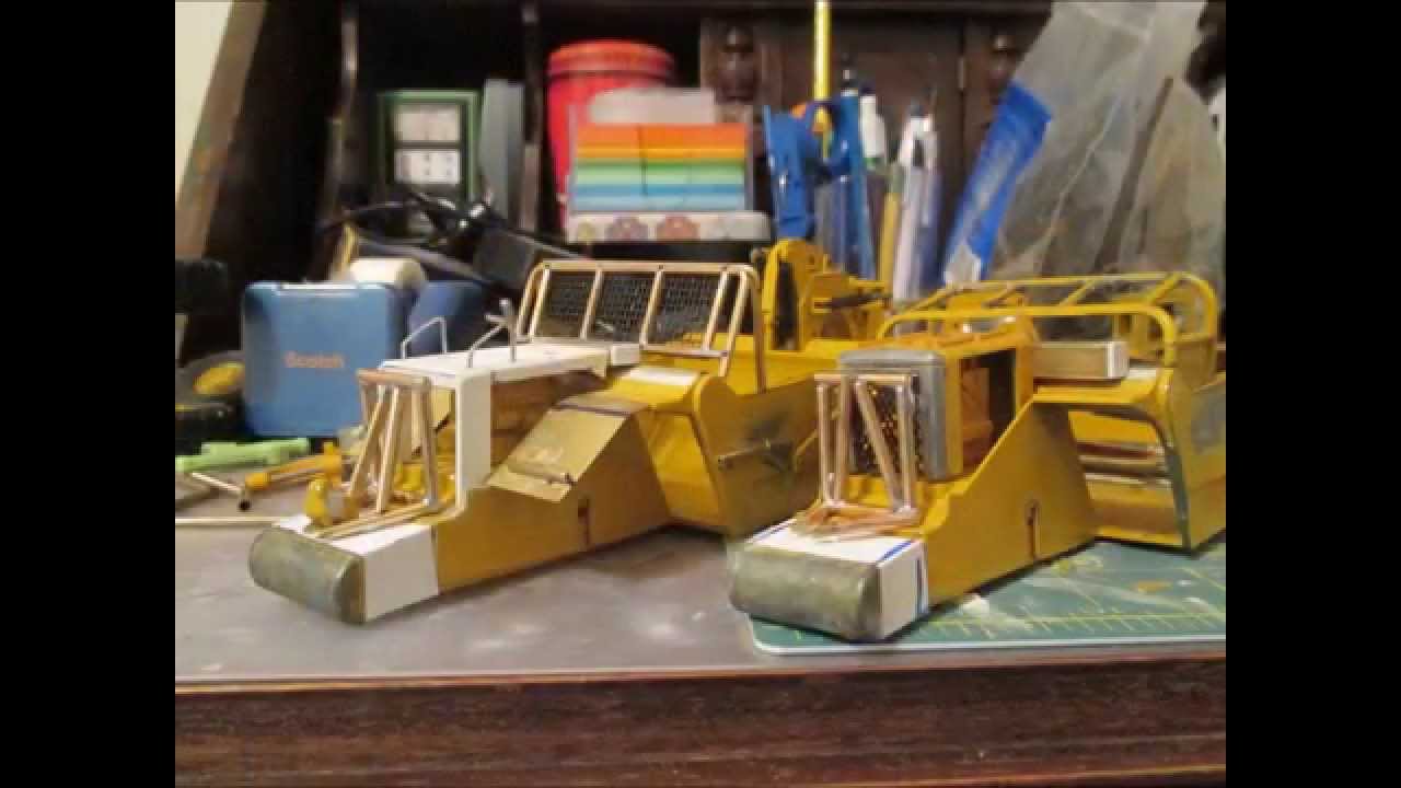 Caterpillar 627B and 627E Scrapers in 1:50 - YouTube