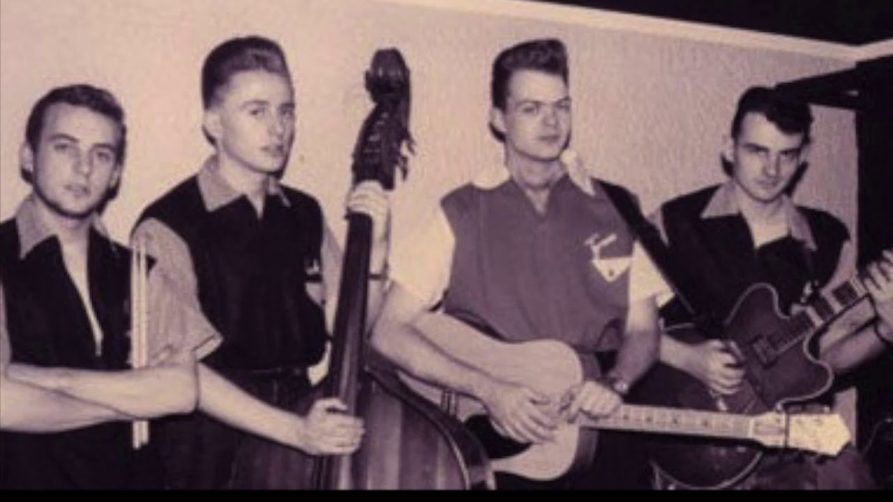 Slingshots - Hay Rig Ride - YouTube