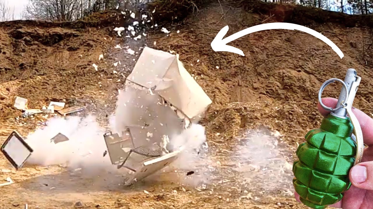 DESTROY OLD FRIDGE WITH FIRECRACKERS - YouTube