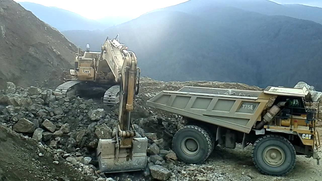 CAT 365 B - YouTube