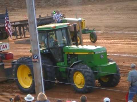 24,000LB FARM STOCK CLASS GIBSON COUNTY, IN FARMERS TRACTOR PULL 7-7-09 ...