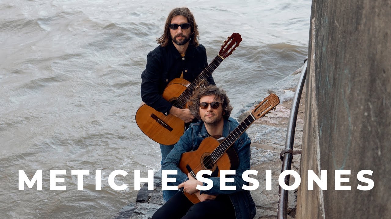 Los Siberianos - Aúllan los Perros | Metiche Sesiones - YouTube