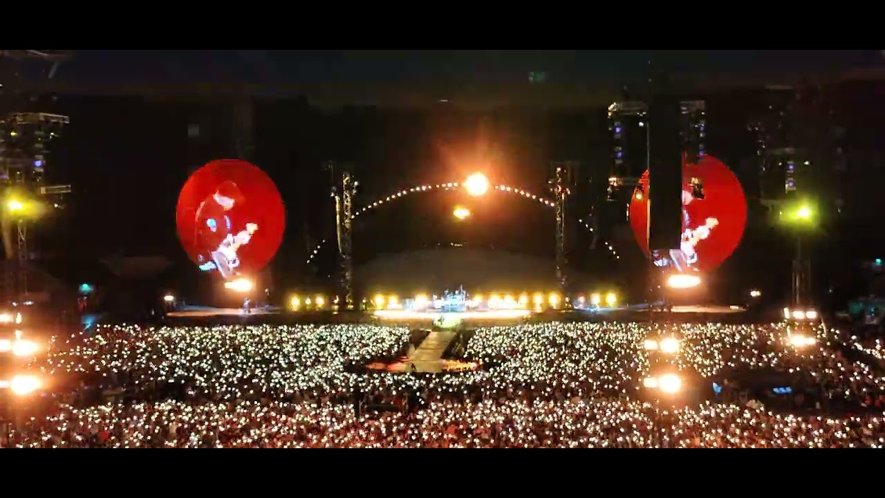 Coldplay - Yellow - Buenos Aires - Argentina - Estadío River Plate 29 10 2022 - YouTube