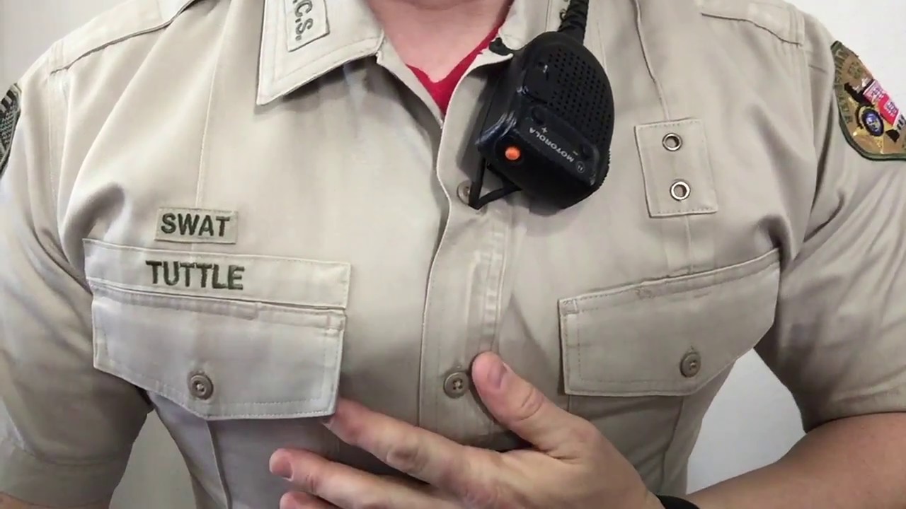 Optional use of The Mic Loop for left handed LEO's or for use with a ...