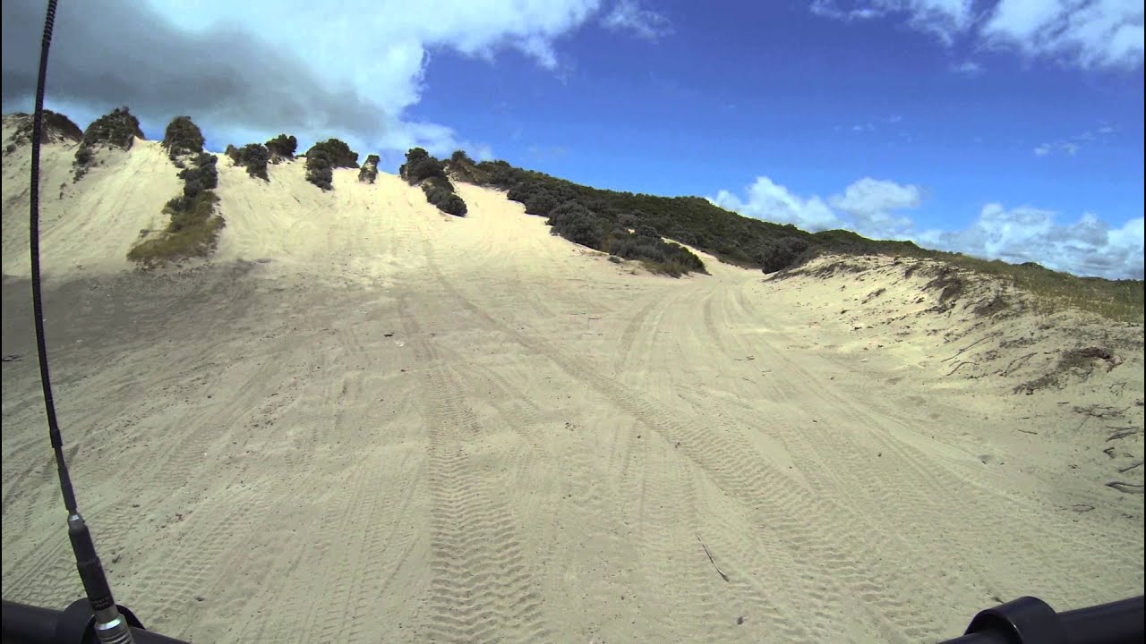 Wilbinga dunes hill climbs - YouTube