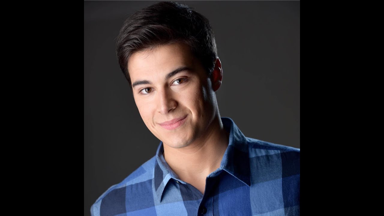 FENIX Interview: Meet Amazing Actor, Singer, Entertainer STEVEN BENNETT ...