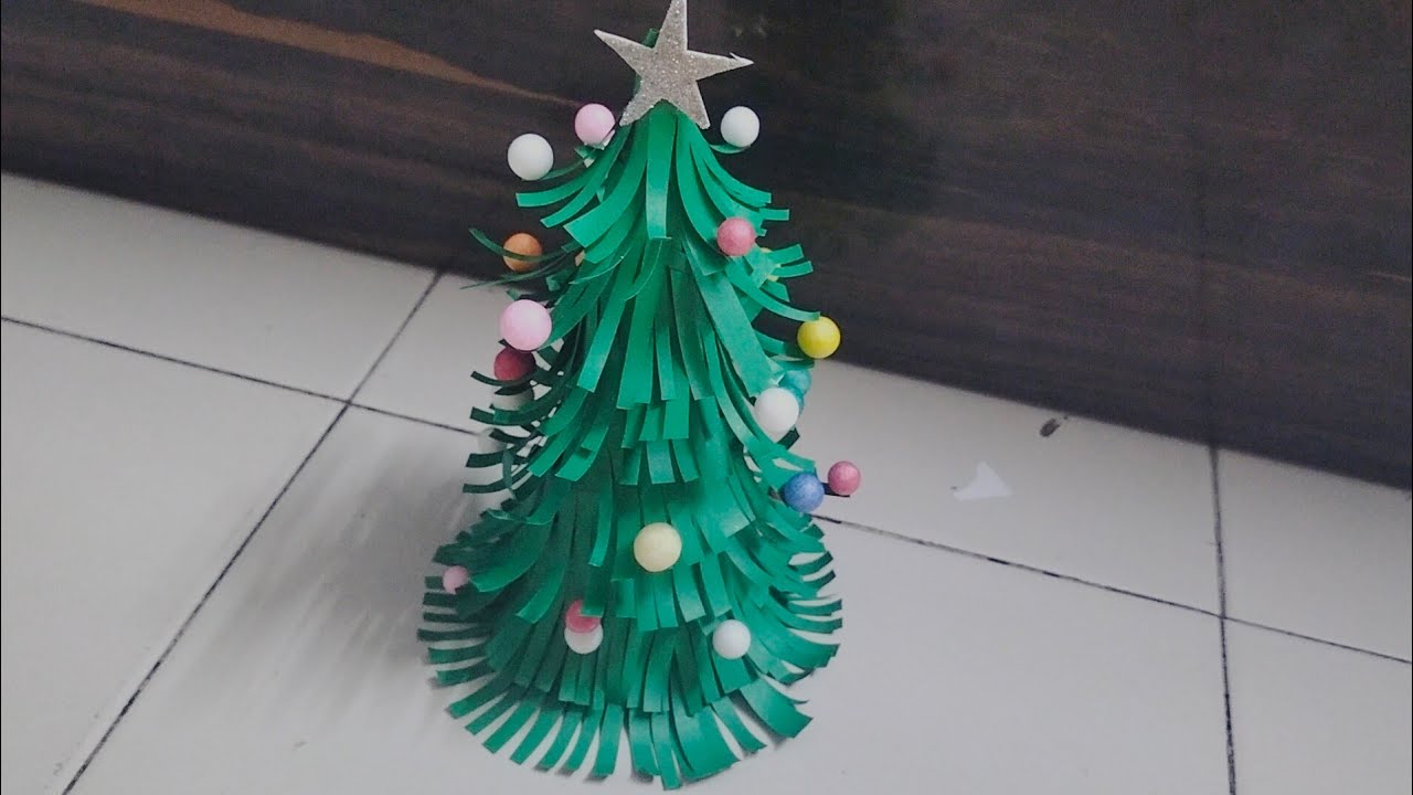 Christmas Tree making 🌲|Easy Christmas Tree making with craft paper ...