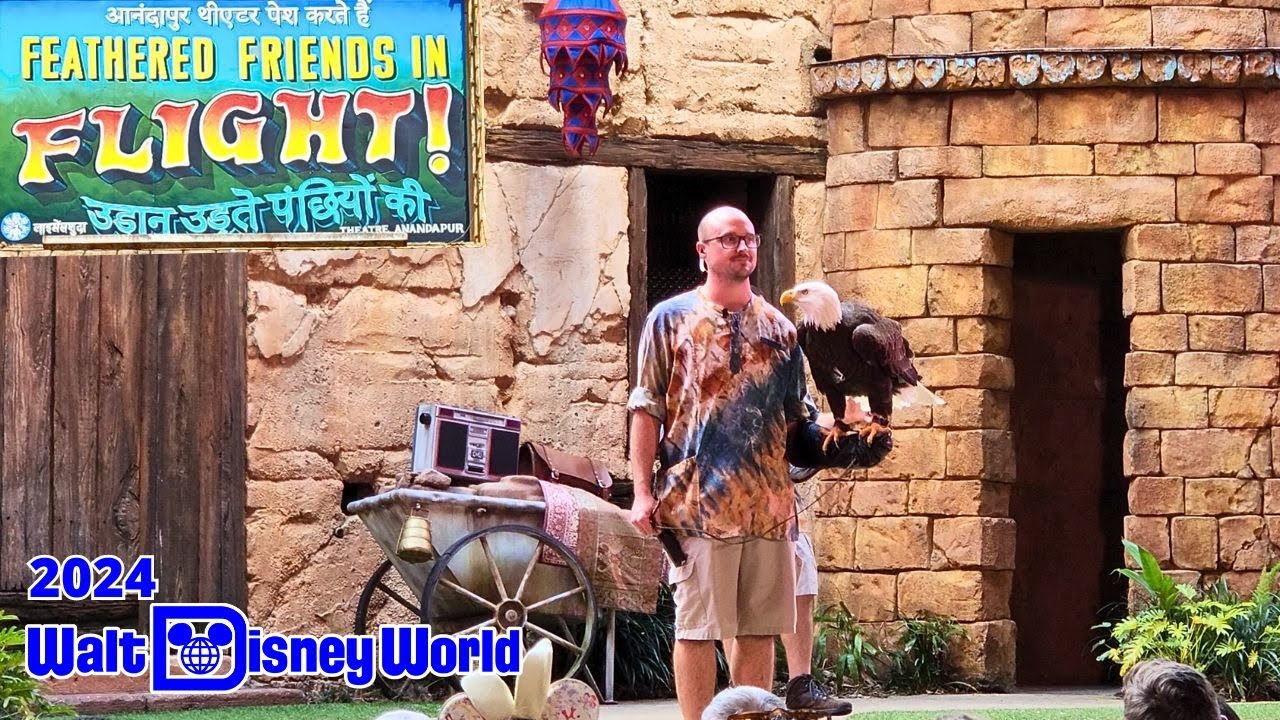 Feather Friends in Flight! FULL SHOW at Animal Kingdom [4K] | Walt ...