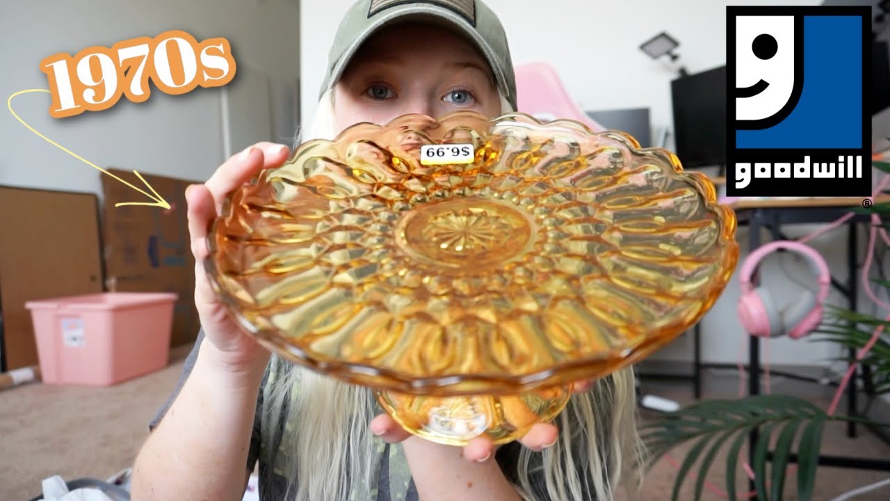 VINTAGE GOODWILL HOME DECOR FINDS! thrift shop with me - YouTube