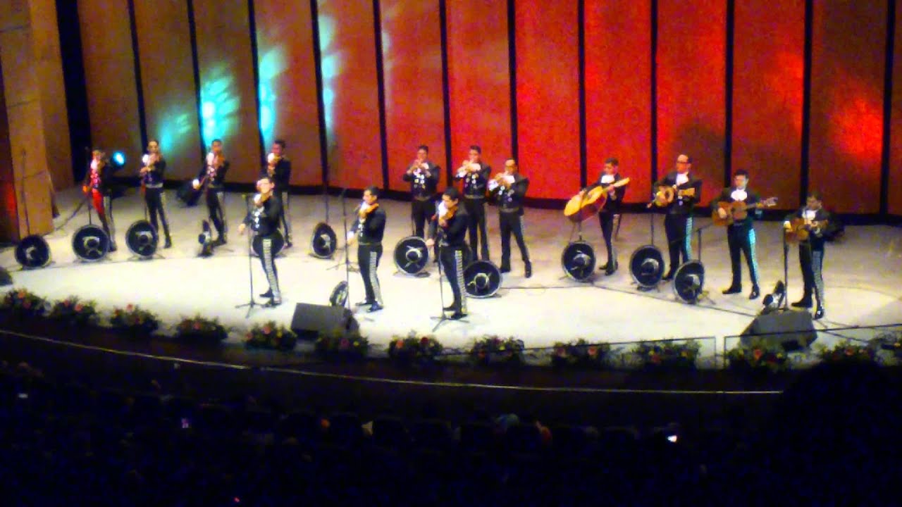 Huapango de Moncayo-Mariachi Canto a Mi Tierra UACJ - YouTube