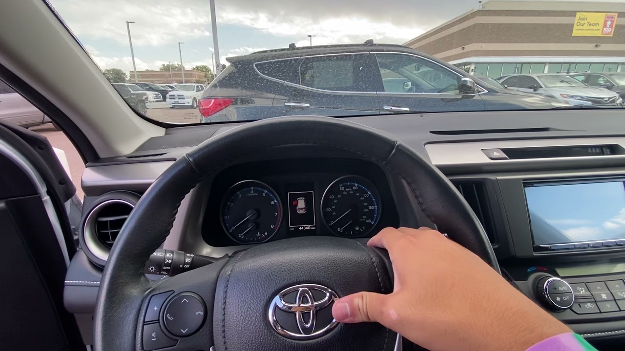 2018 Toyota RAV4 Horn - YouTube