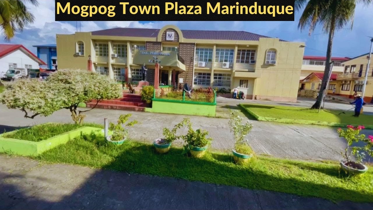 MOGPOG PARK AND TOWN PLAZA TOUR/ MARINDUQUE TRAVEL - YouTube
