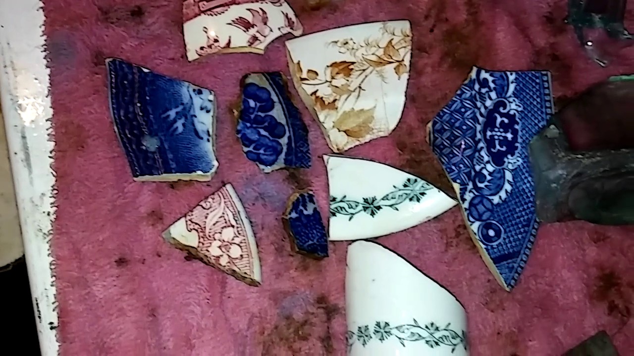 Bottle digging finds antrol bottle and 100 year old clock - YouTube