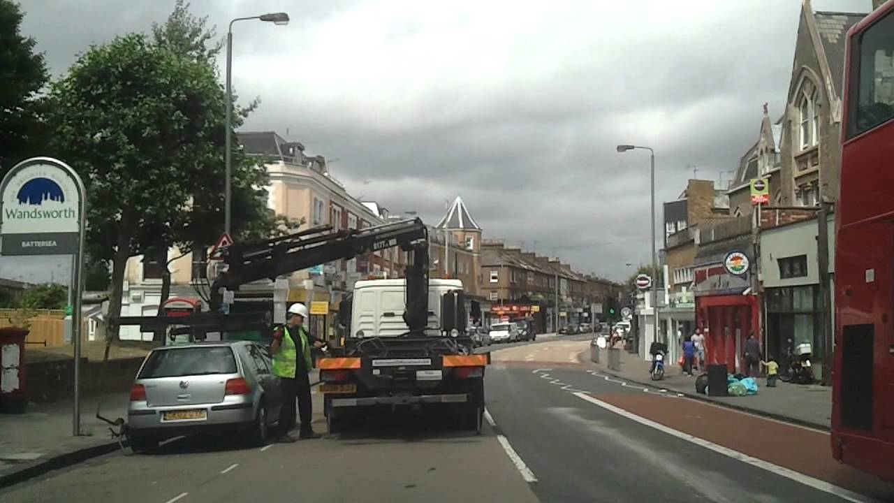 Driving in London - Clapham Common to Chelsea Bridge - YouTube