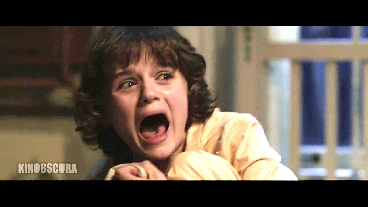 The Conjuring (2013) - Christine Got Scared by Ghost - YouTube