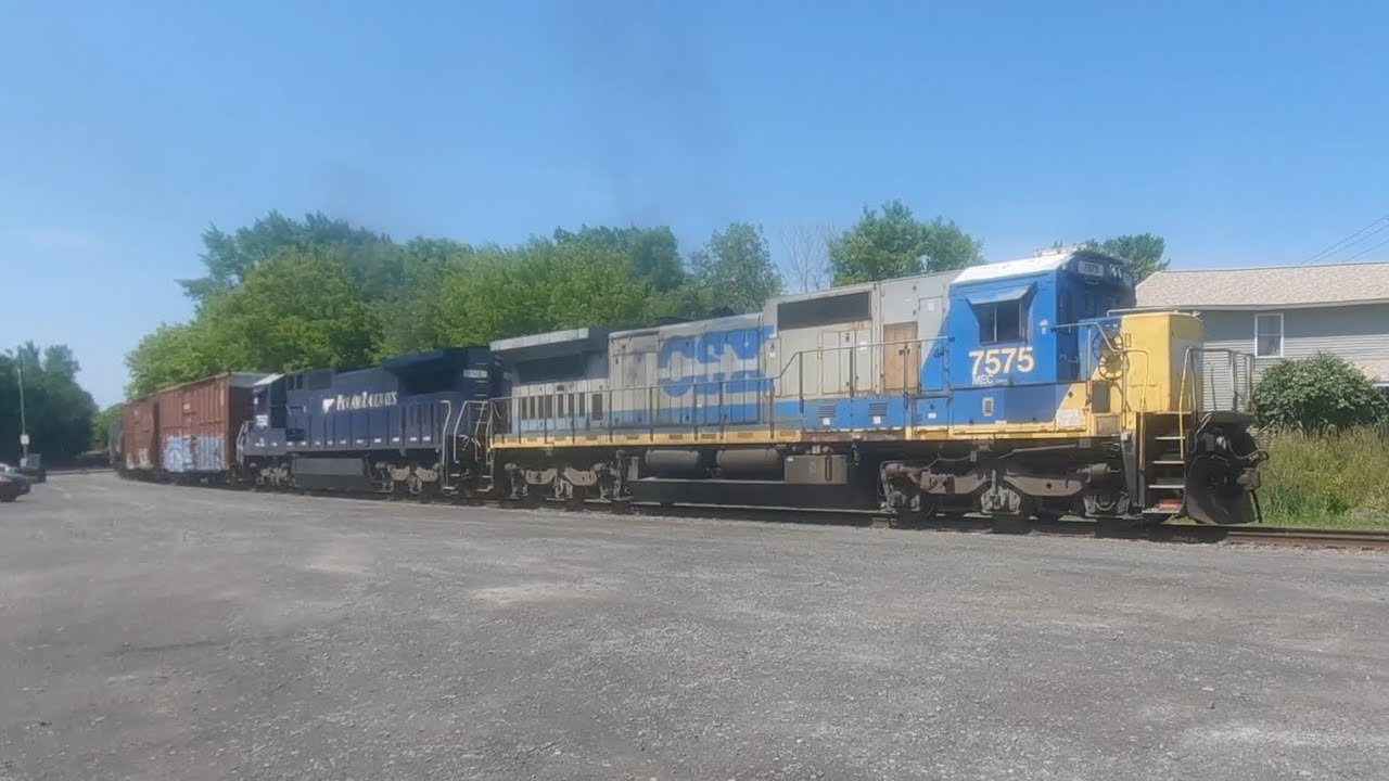 Chasing NS HO6 with 2 Pan Am units MEC 7575, 7552 around Geneva NY 6-15-23 - YouTube