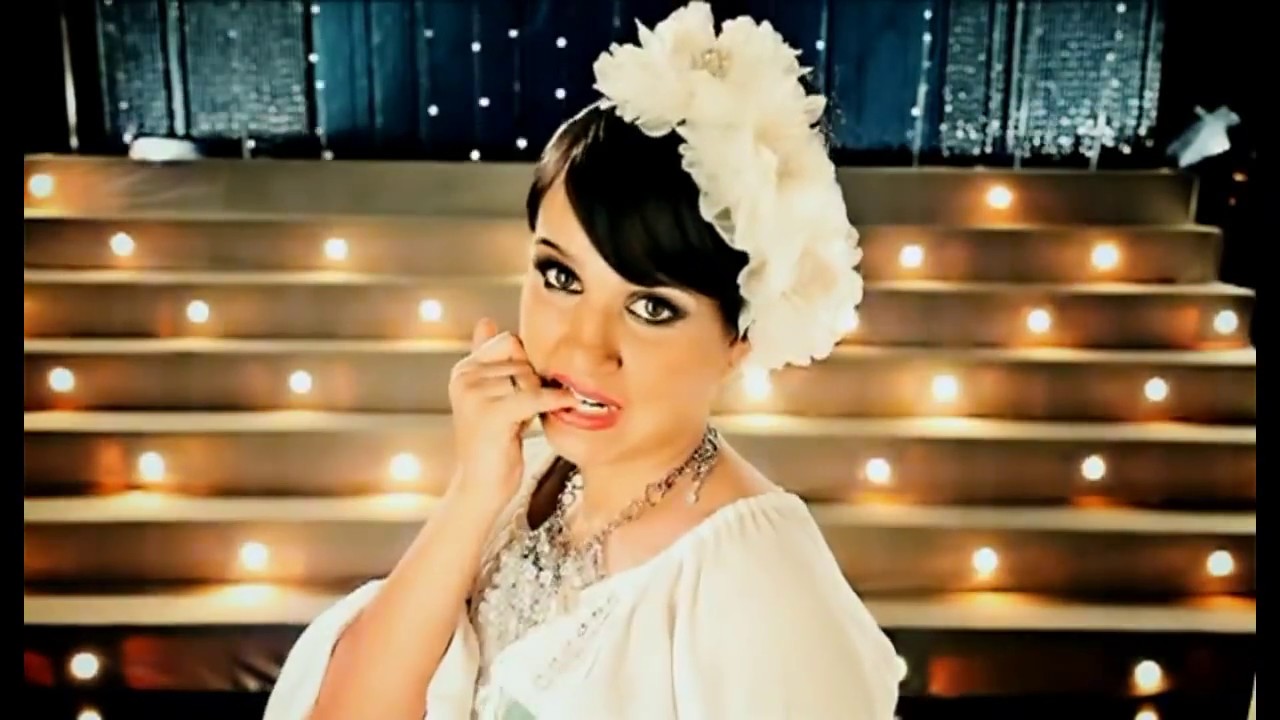 Nilufar Usmonova - Serobginam (Official Music Video) - YouTube