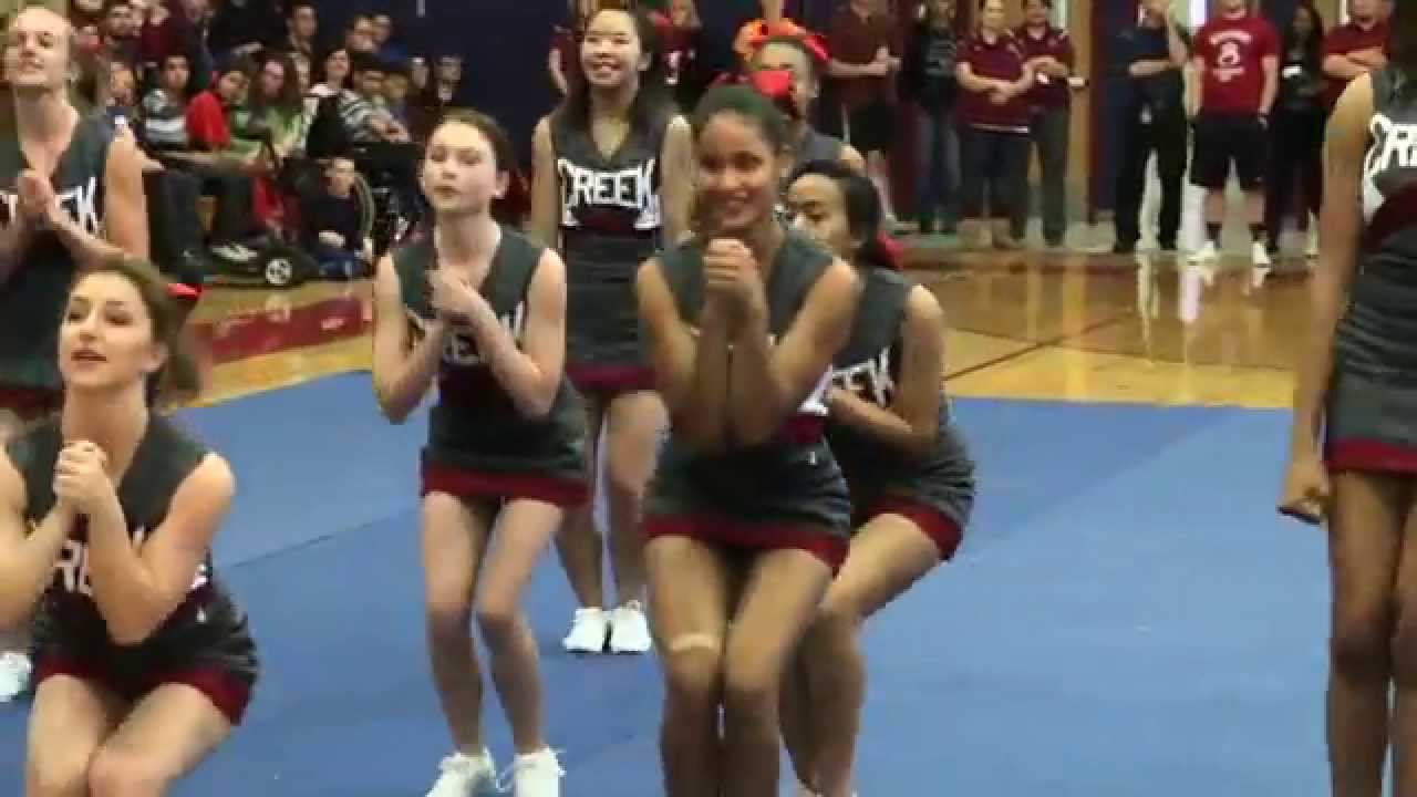 2015 Homecoming Cheer Team Performance - YouTube