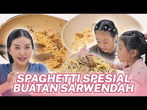 SARWENDAH MASAK SPAGHETTI SPESIAL UNTUK THALIA THANIA