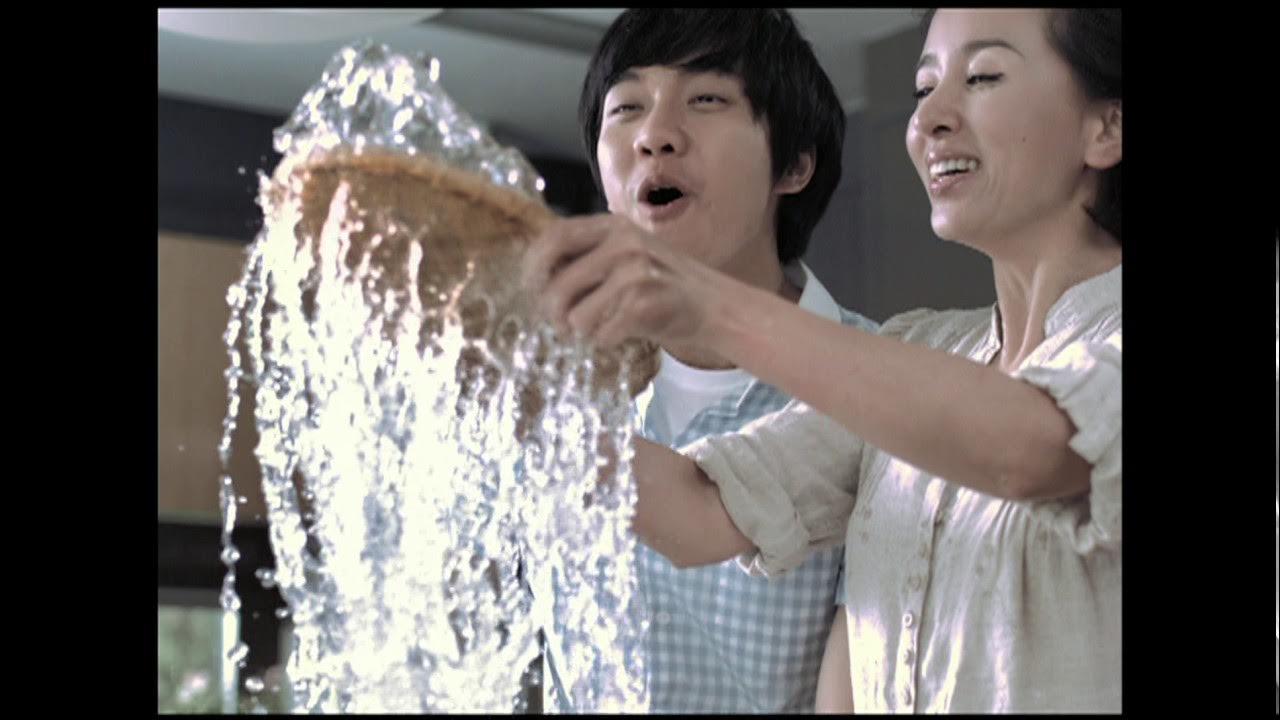 이승기CF 이승기 이혜숙 농심 둥지냉면 모자편 15s 2009 - YouTube