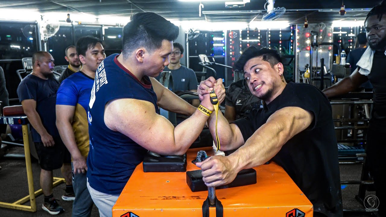 Arm Wrestling Tutorial with (95kg Champ) Jake Chia - YouTube
