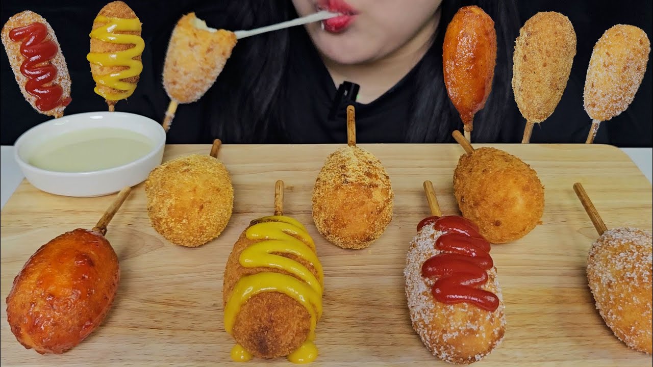 바삭한 미니 핫도그 먹방🌭 여러가지 소스 즐기기 Mini Corn dogs mukbang - YouTube