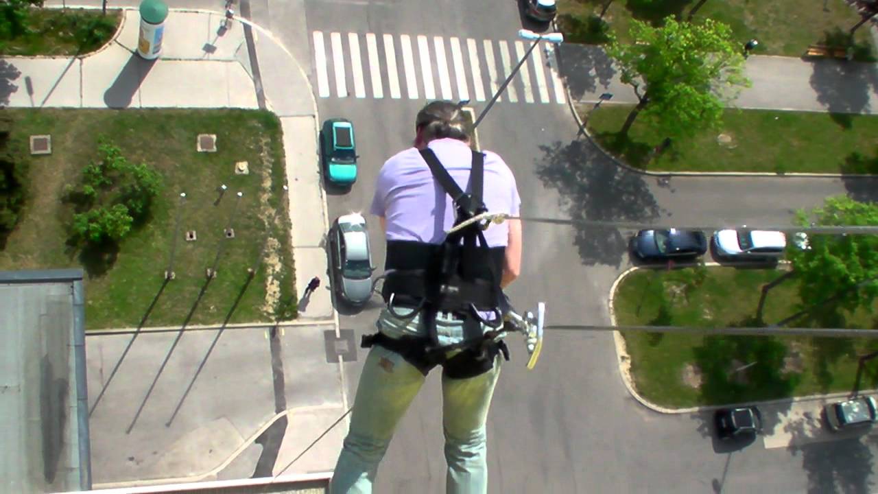 House Running AIRO Tower Wien 2012 - YouTube