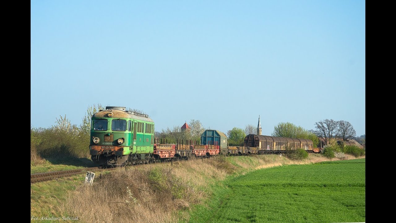 [ST43 w zachodniej Polsce] ST43-355 z mieszanym składem towarowym ...