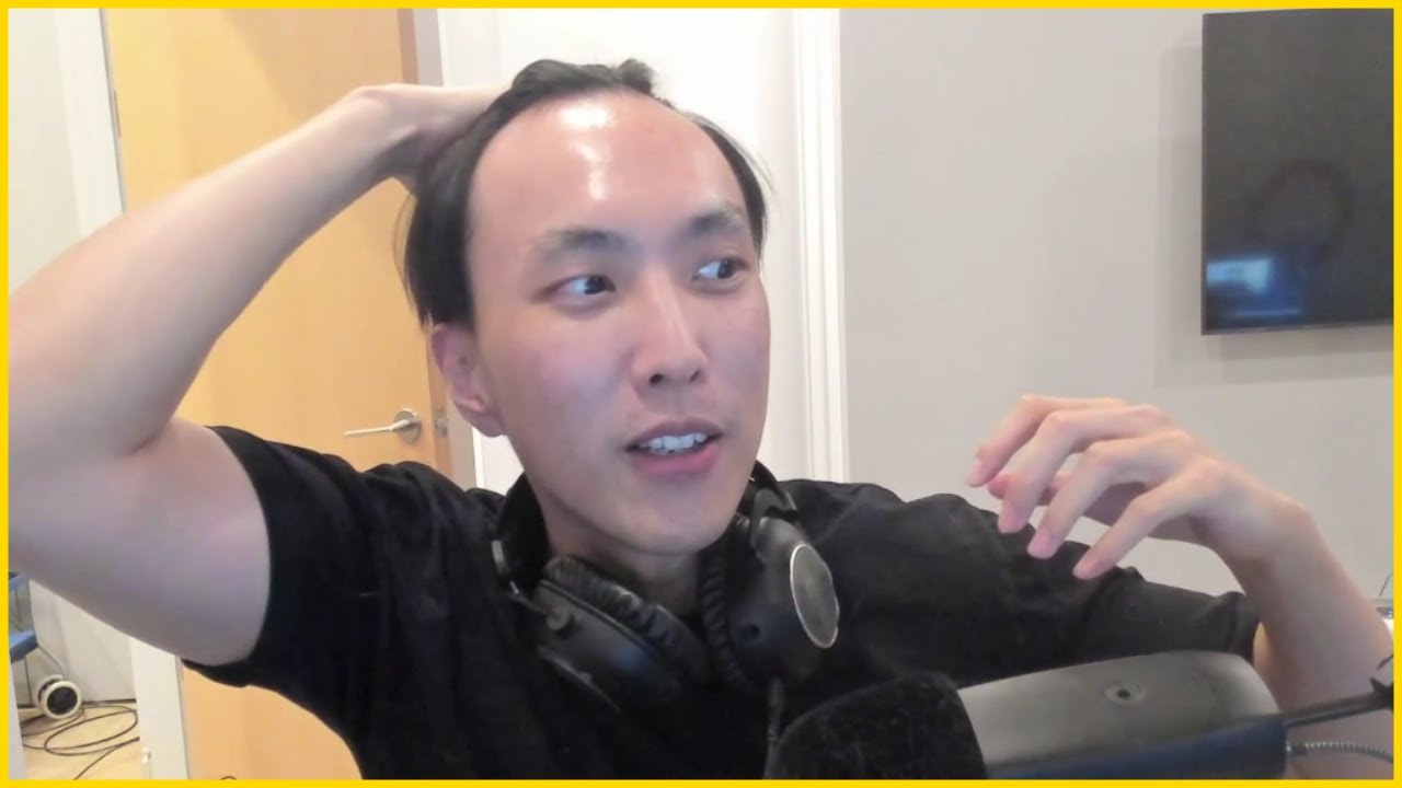 Doublelift Shows Off His Forehead to Twitch Chat... - YouTube