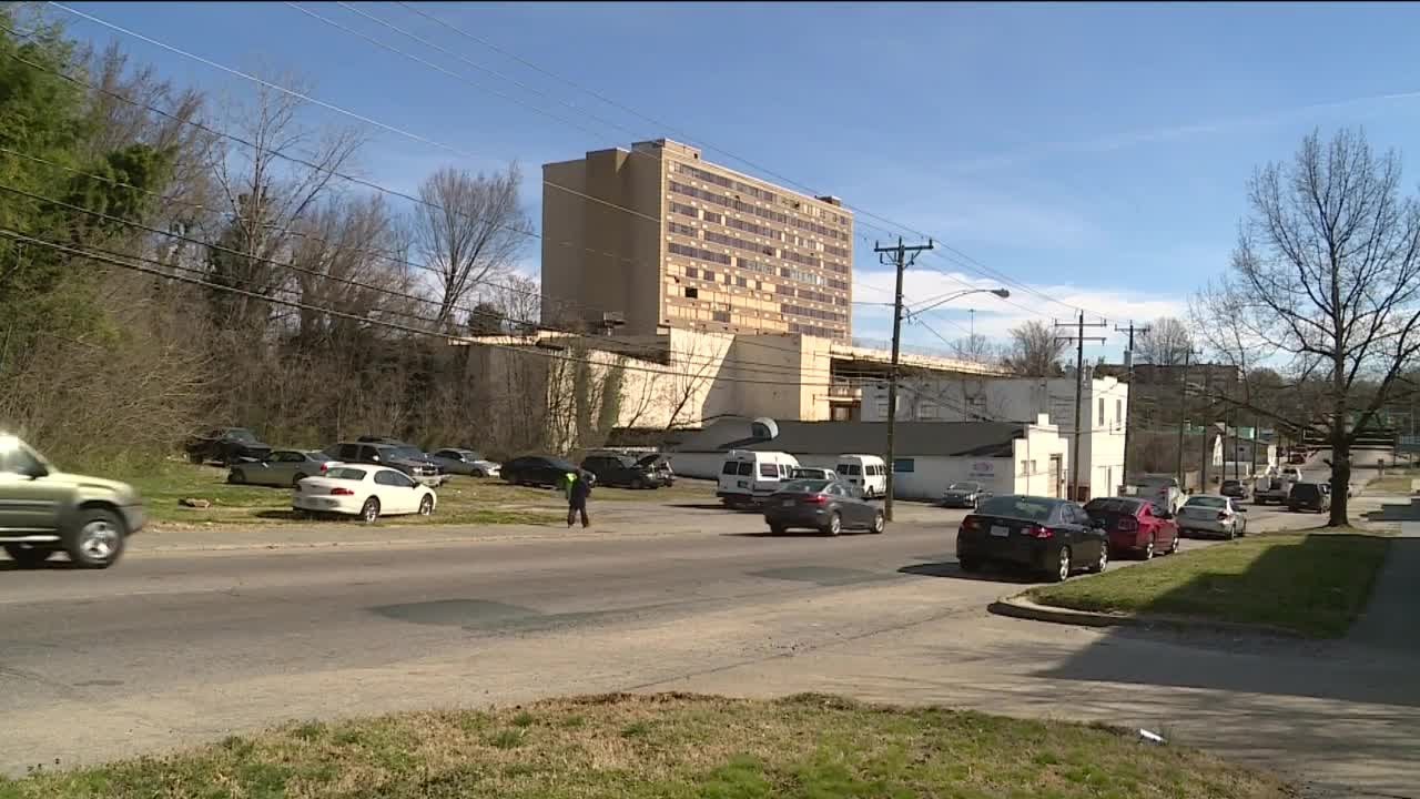 Petersburg may tear down old Ramada Inn - YouTube
