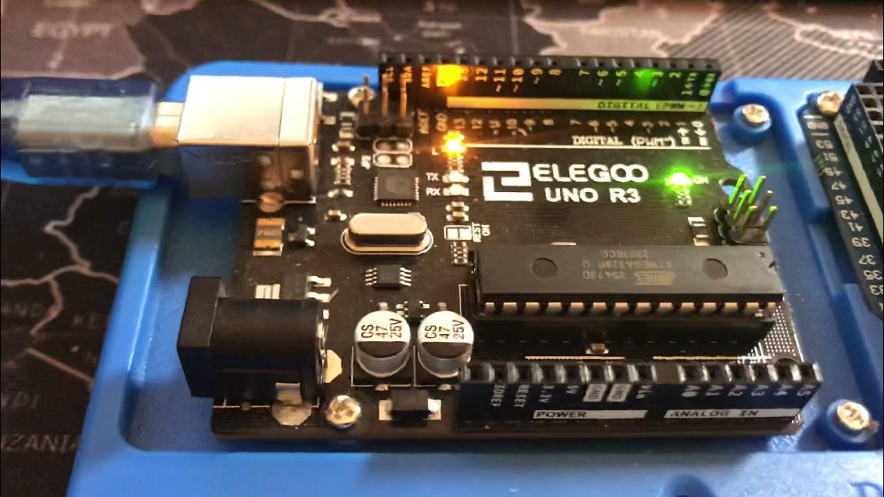 Scrittura e Lettura della memoria EEPROM ATMEGA328 - YouTube