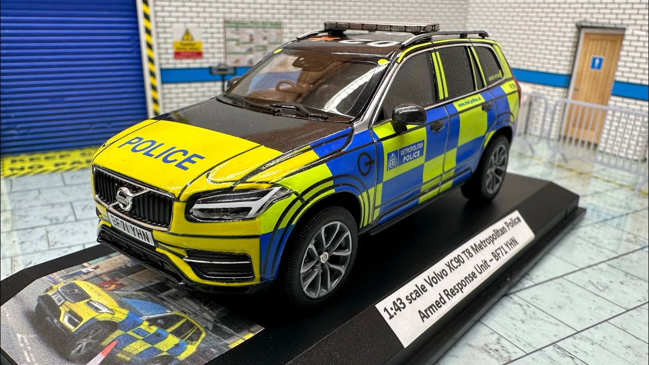 1:43 Volvo XC90 Metropolitan Police Armed Response Model - YouTube